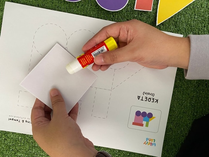 Printable Gunting & Tempel Membentuk Transportasi